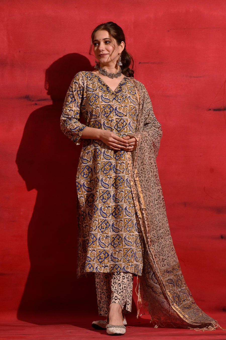 Buy Suit Sets Online for Women in India – DIMPLE DESIGN STUDIO