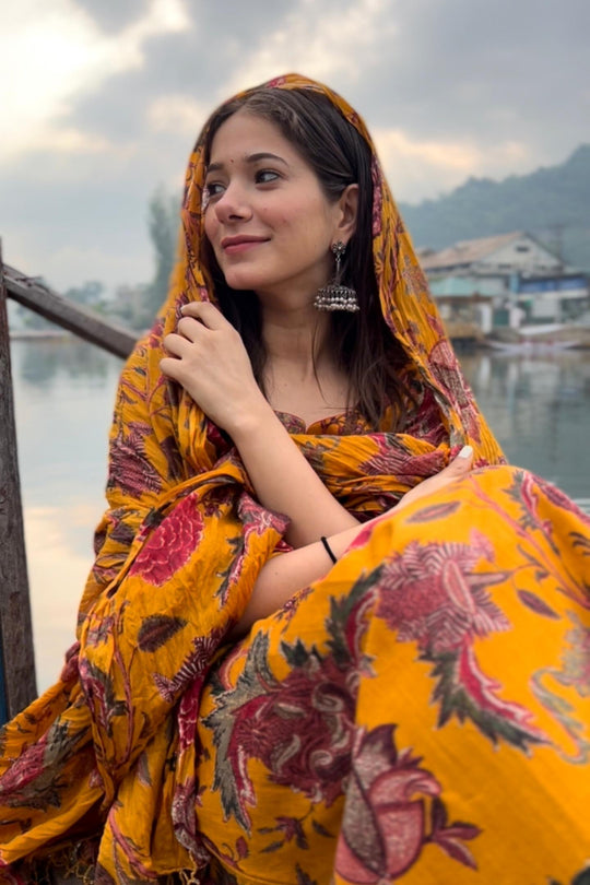 Buy Elegant & Trendy Ethnic Wear for Women - Dimple Design Studio ...