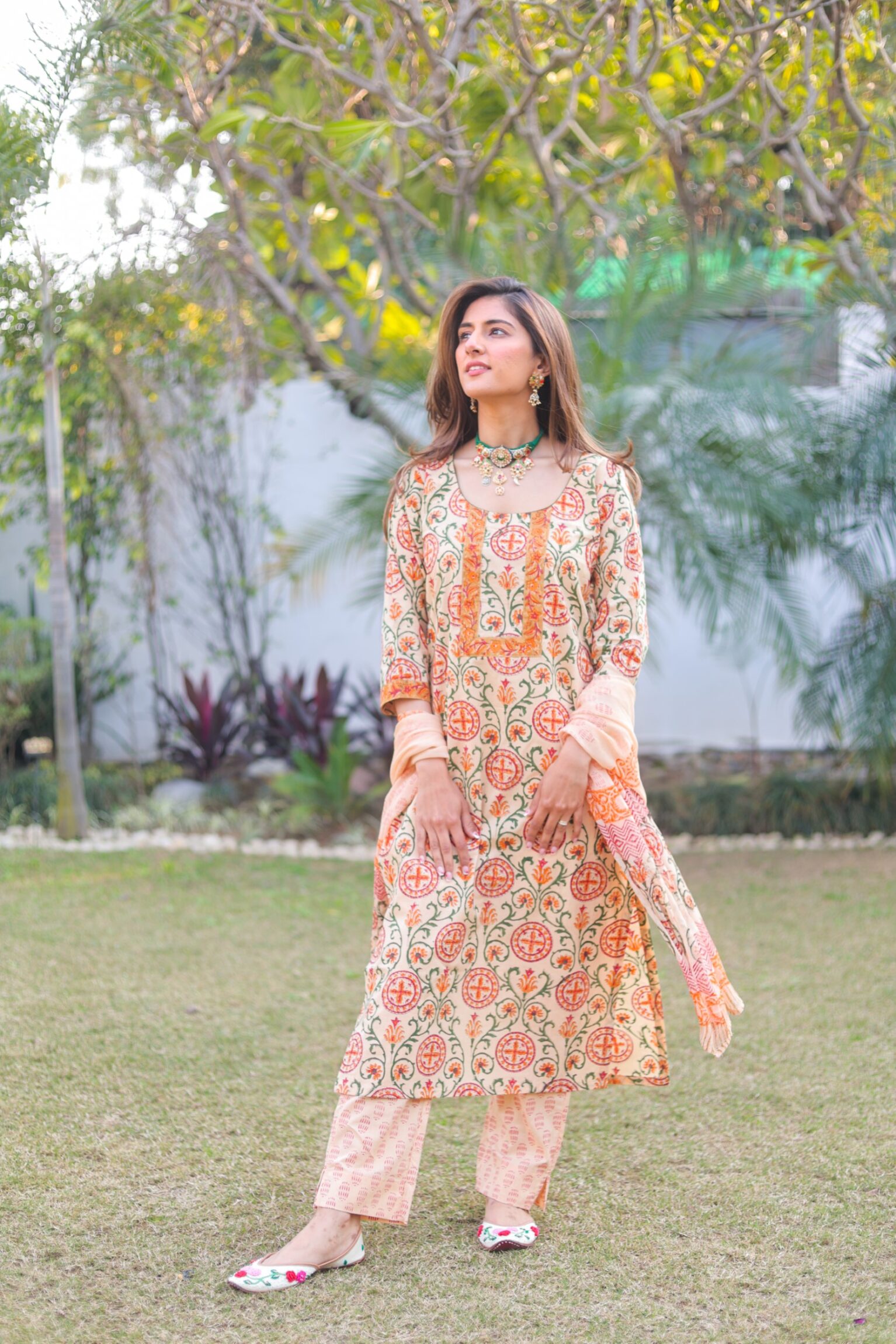 Beige Jaal Suit Set – DIMPLE DESIGN STUDIO