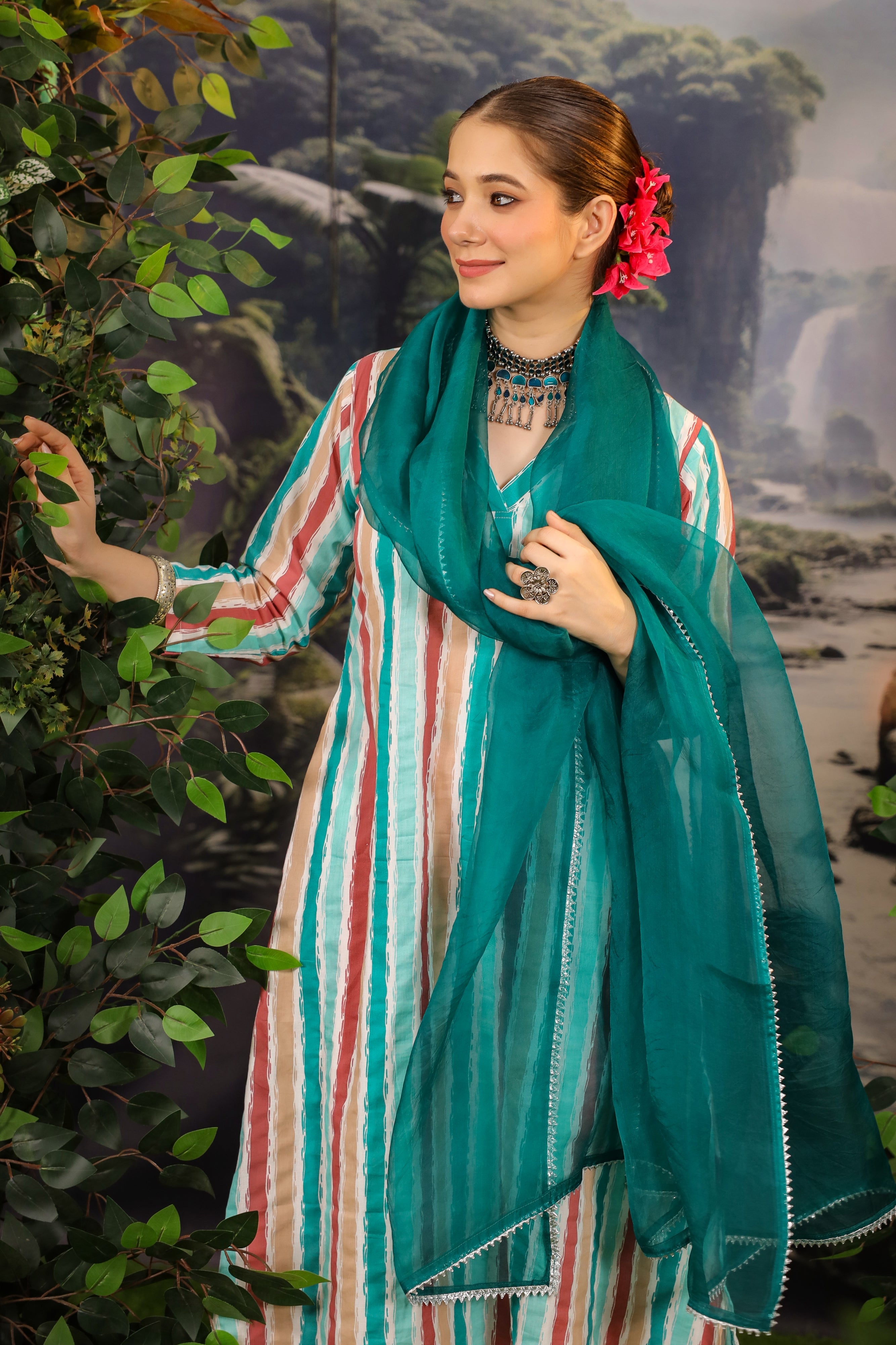 Zaheeda A-Line Kurta Set – DIMPLE DESIGN STUDIO